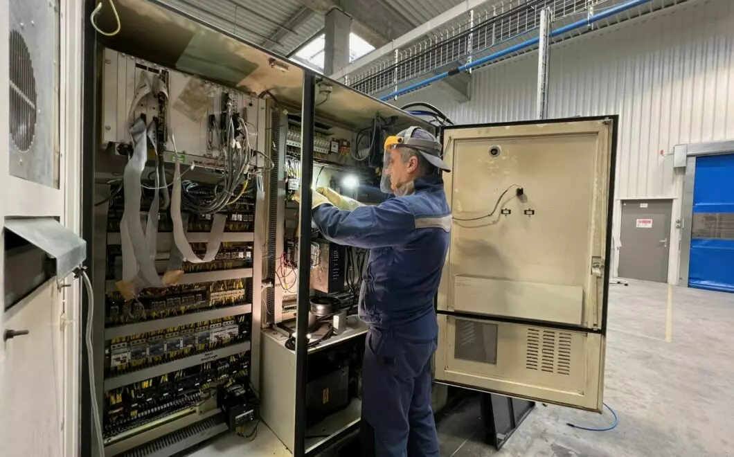 Opérateur parachèvement - Microsteel